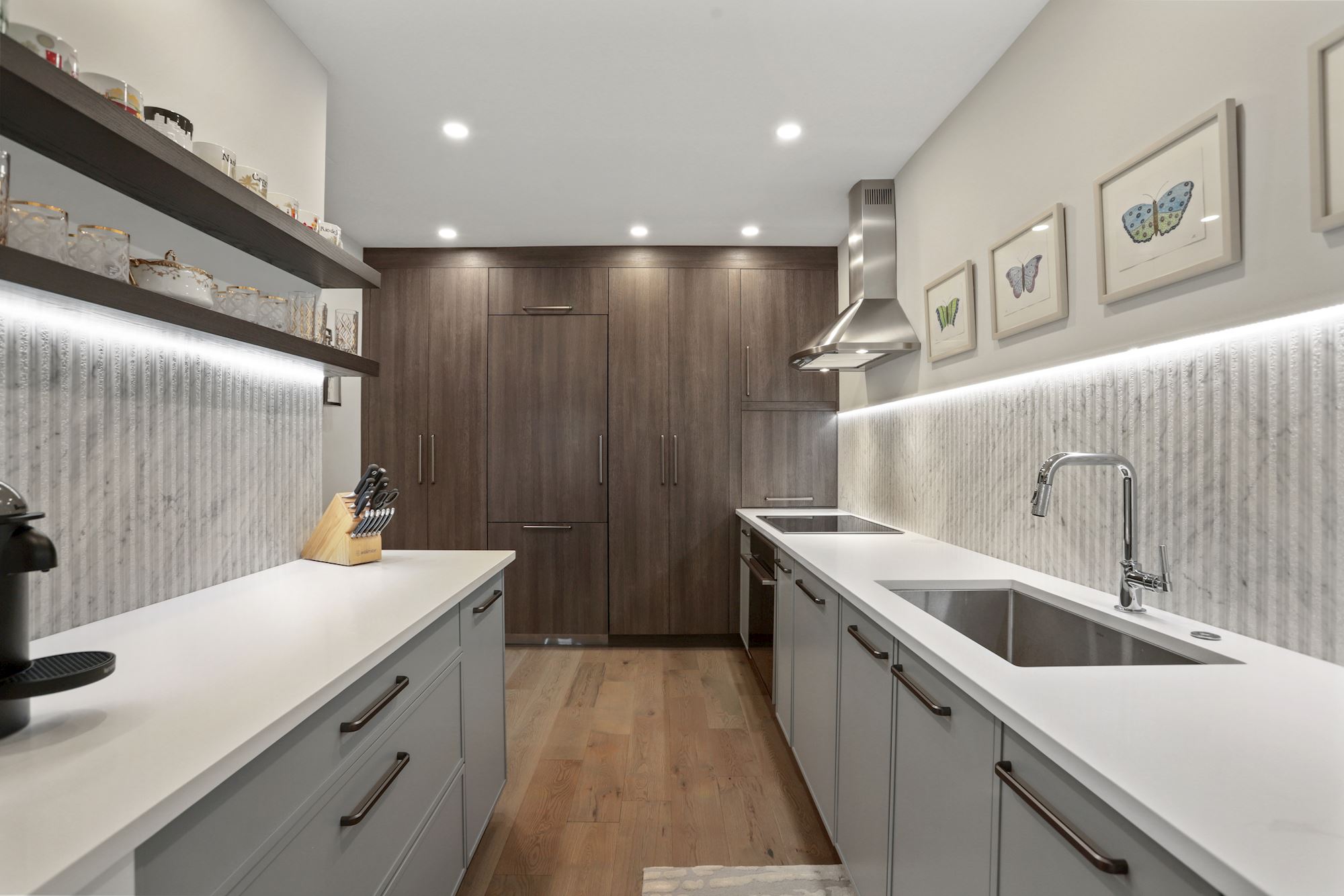 Sutton Place | J. Hodges